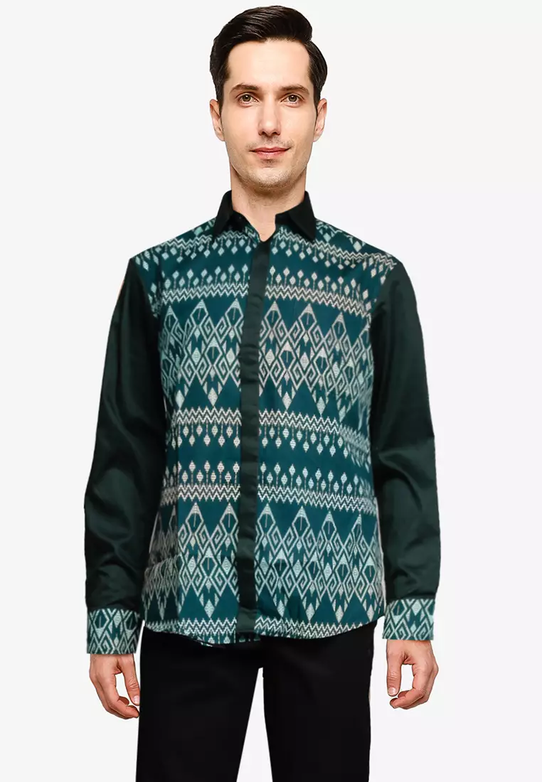 Buy Gene Martino Long Sleeve Batik 2025 Online | ZALORA