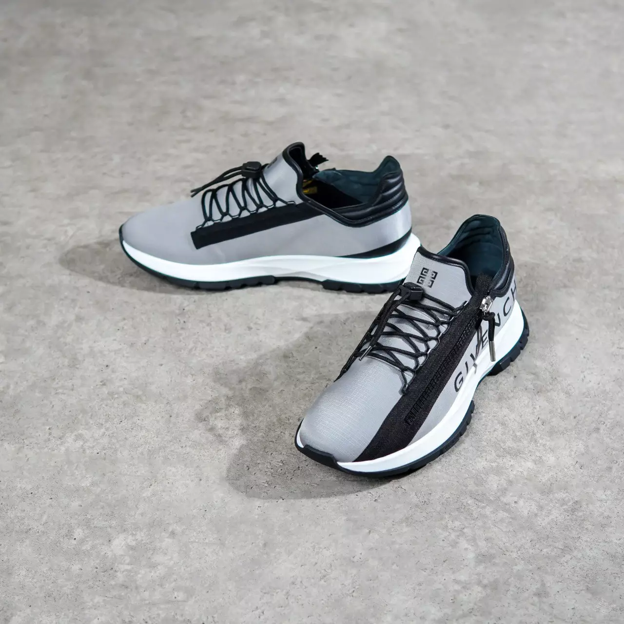 Jual Givenchy Sepatu GIVENCHY SPECTRE RUNNER GREY BLACK ZIP SNEAKER 100 ...