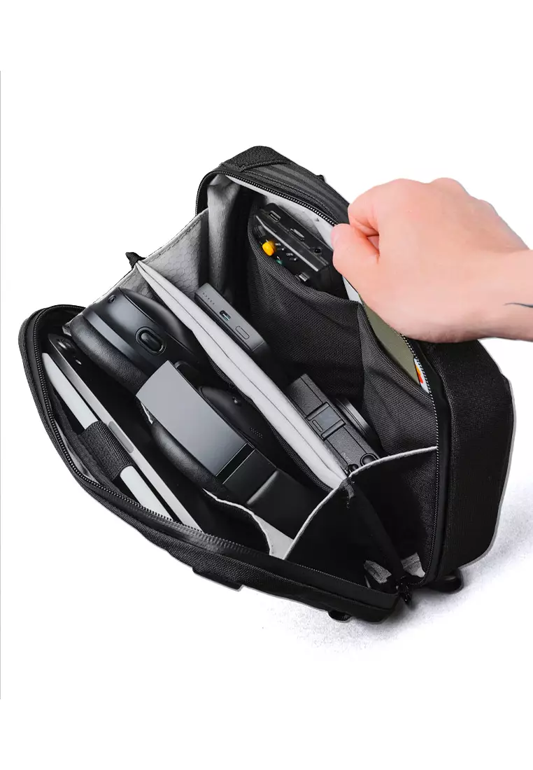 Buy Alpaka Elements Tech Case Max - Black, Axoflux™ 600D 2025 Online | ZALORA Philippines