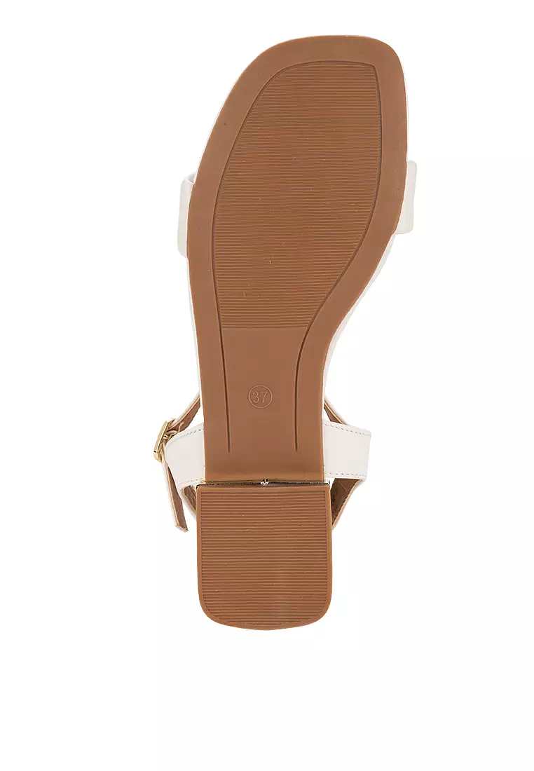 Buy UNLISTED Ruby Flat Sandals 2024 Online | ZALORA Philippines