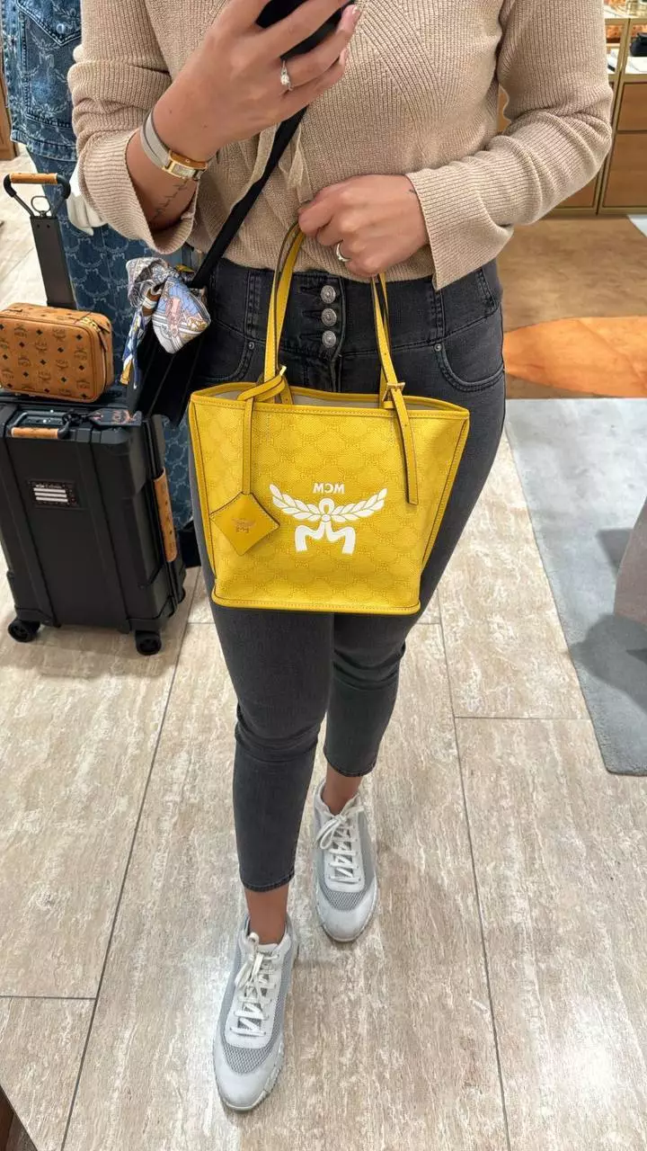 Jual MCM Mini Himmel Shopper in Yellow Original 2024 | ZALORA Indonesia