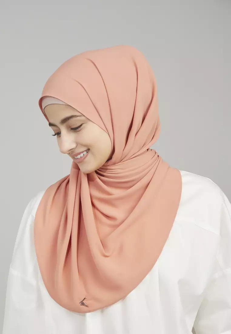 ARUMN PETRA BASIC SHAWL 2025 | Buy ARUMN Online | ZALORA Hong Kong