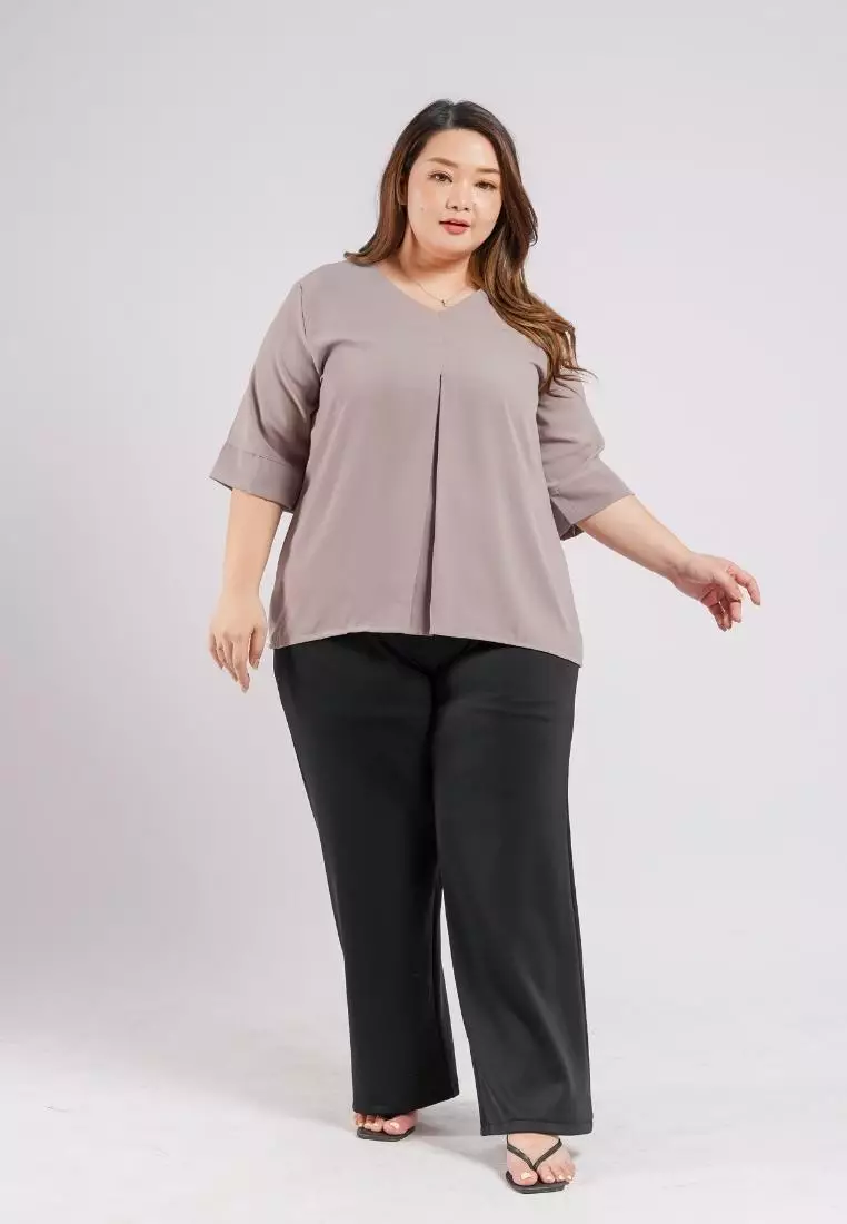 Jual Xtramiles Plus Size Blouse Cheryl Taupe Original 2026 | ZALORA ...