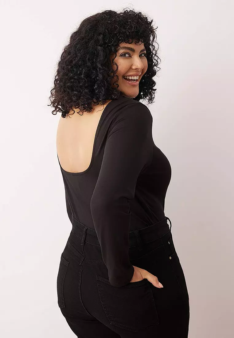 Buy Trendyol Plus Size Backless Knit Blouse 2026 Online | ZALORA