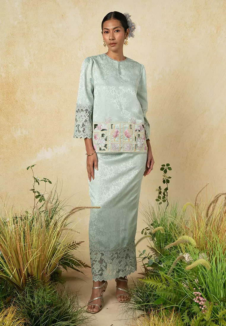 Buy Zalia SEMARAK KURUNG SULAM SET 2025 Online | ZALORA Philippines