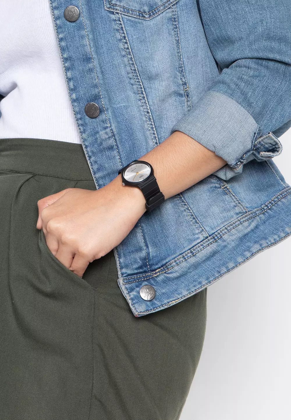 Buy Casio Analog Watch MQ-24-7E2LDF 2025 Online | ZALORA Philippines