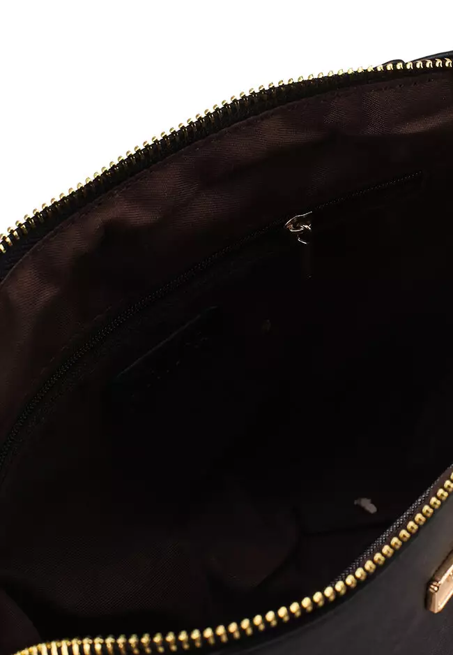 Unisa Saffiano Sling Bag With Metal Chain Strap 2024 | Buy Unisa Online ...