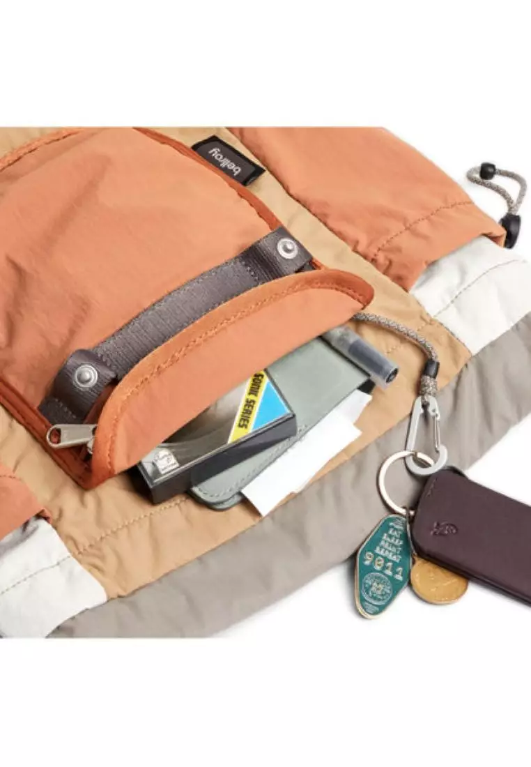 Buy Bellroy Bellroy Cinch Mini Pack - Sand Dune 2026 Online | ZALORA