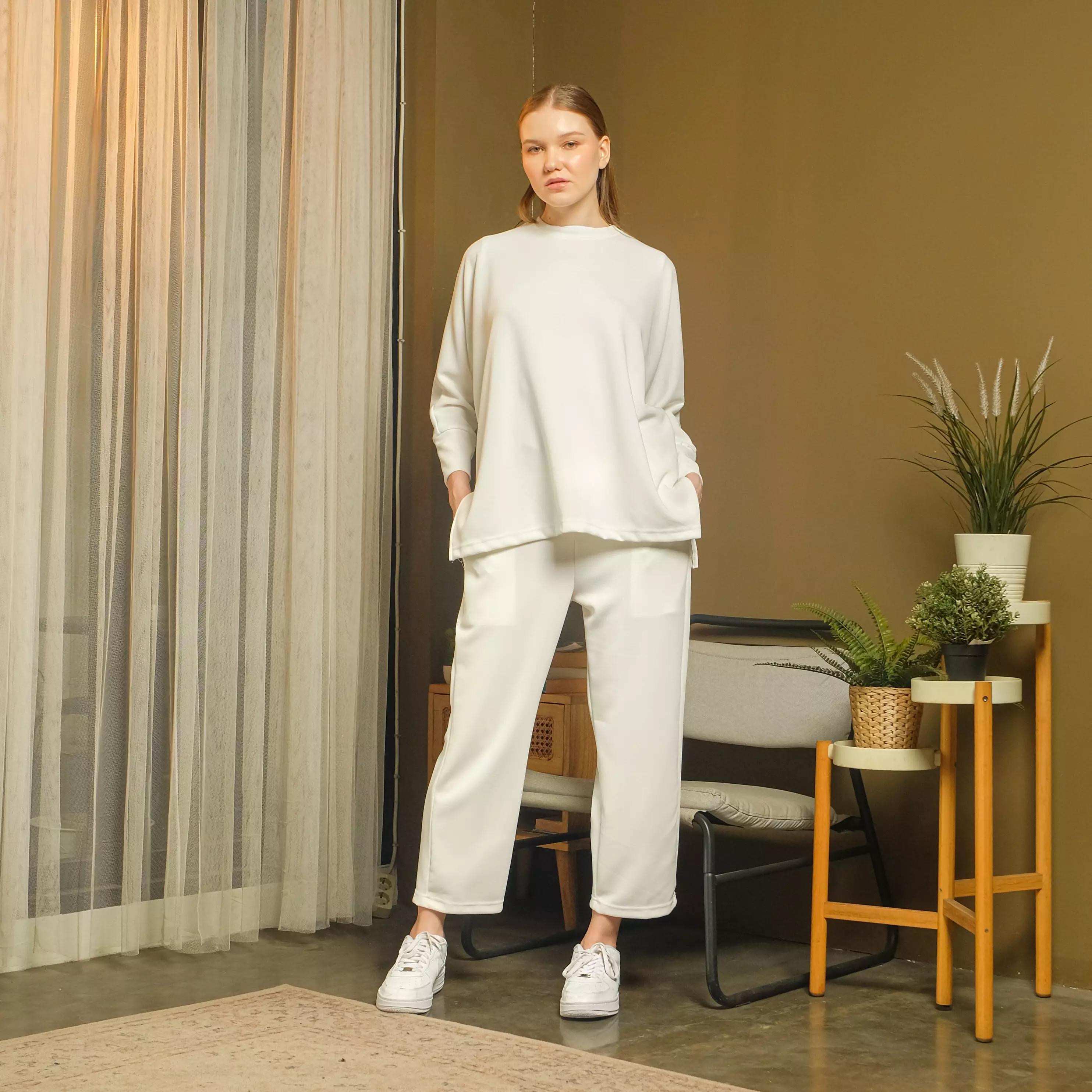 Jual Anggiasari Mawardi Naomi Set - White Original 2025 | ZALORA Indonesia