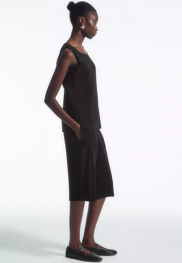 Buy COS Ribbed Tank Top 2025 Online | ZALORA