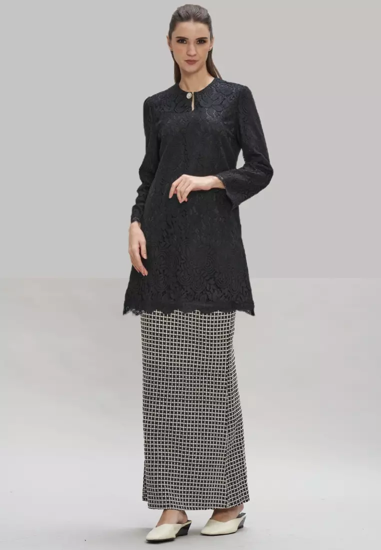 線上選購 Loveaisyah Black Lace Modern Baju Kurung with Checkered Embroidery ...