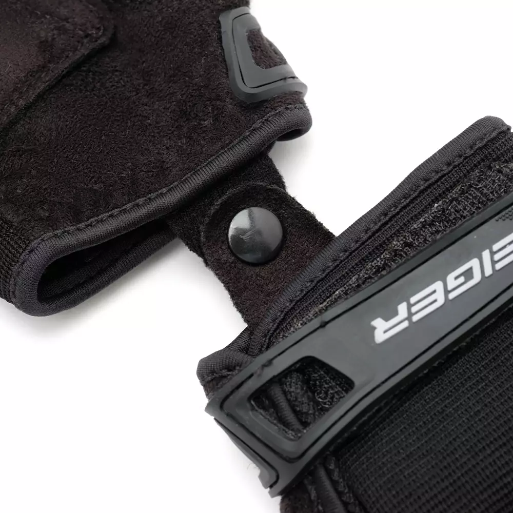 Jual Eiger Eiger Panone Ride Gloves Original 2025 | ZALORA Indonesia