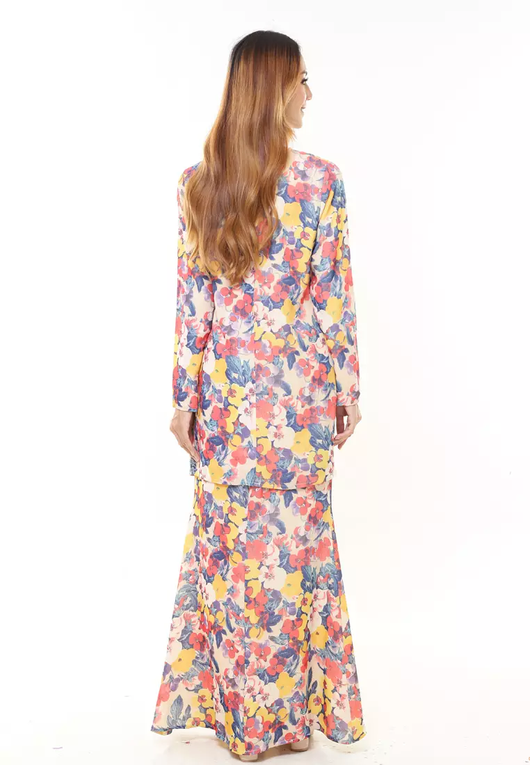 Buy RINA NICHIE COUTURE Rina Printed Kurung Colourful dot dot Online ...