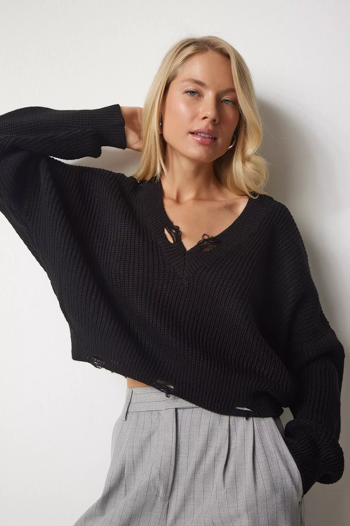 Buy Happiness Istanbul V-Neck Ripped Knit Sweater 2025 Online | ZALORA