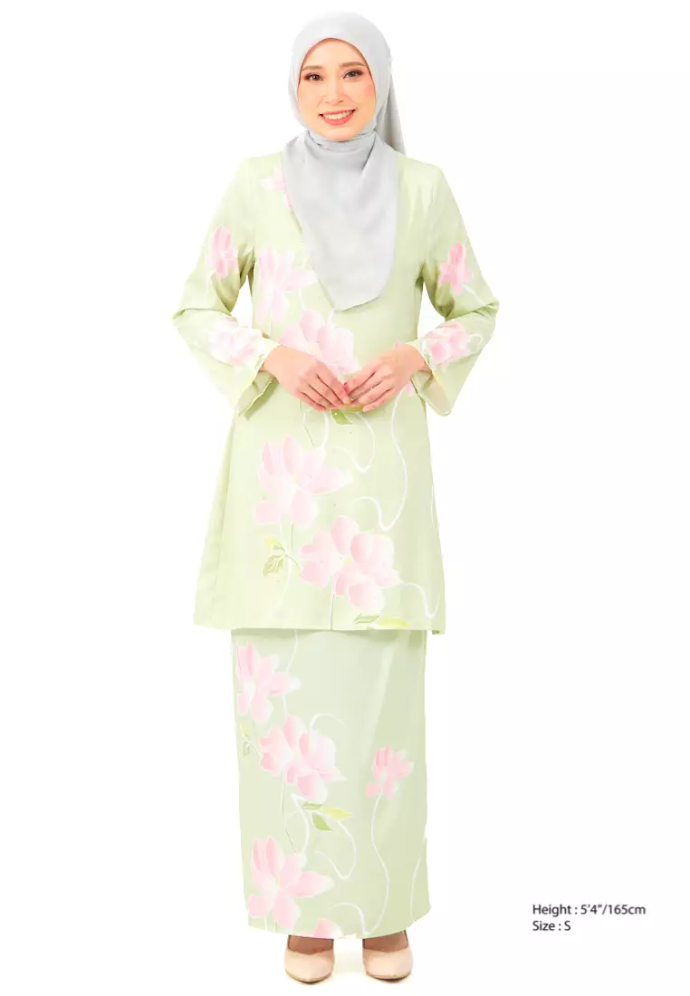 Buy Gene Martino Gene Martino Abira Kurung Modern 7131 2026 Online | ZALORA