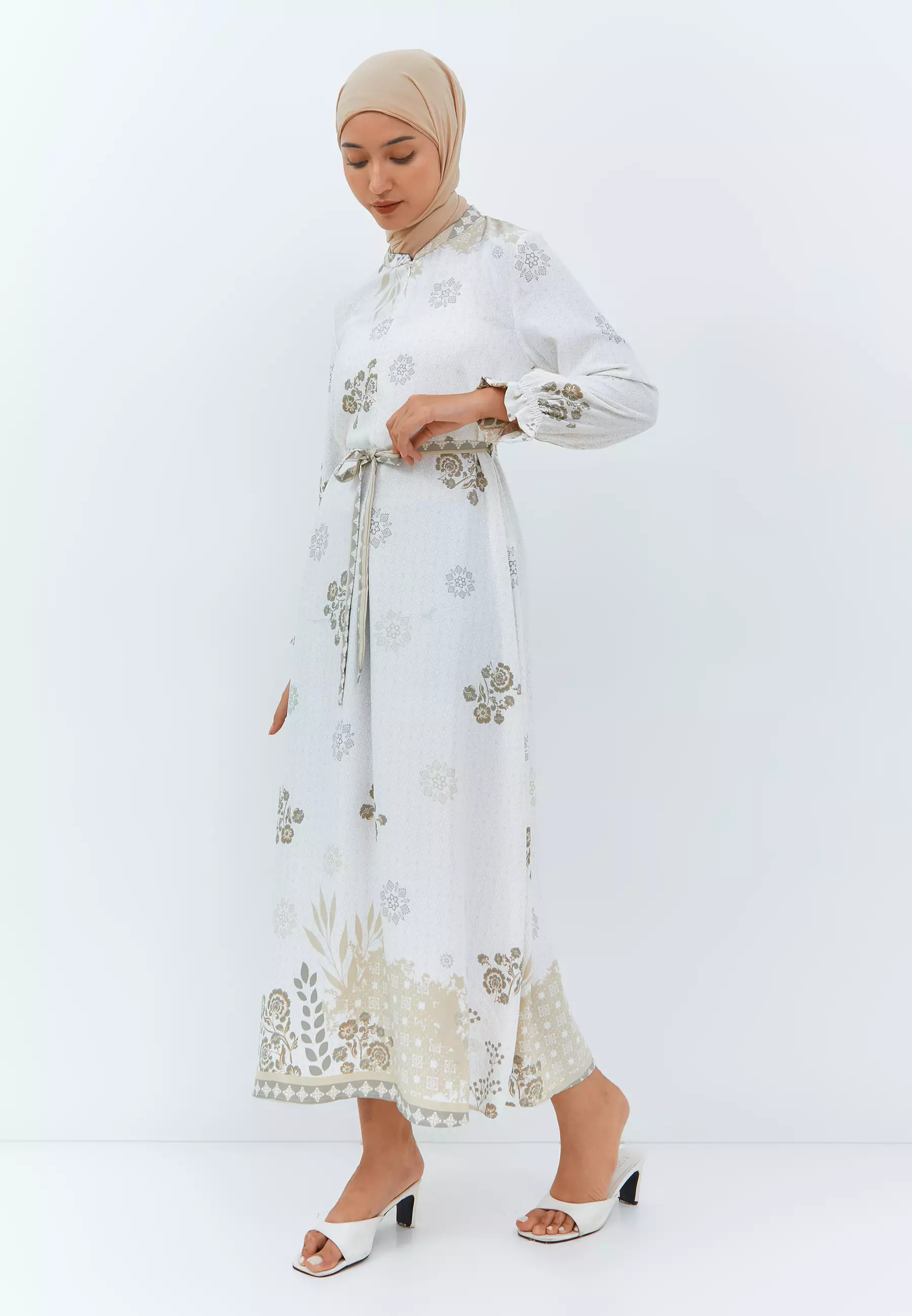 Jual Geela Geela X Nesa Aqila - Kinanti Dress White (G.4227) Original ...