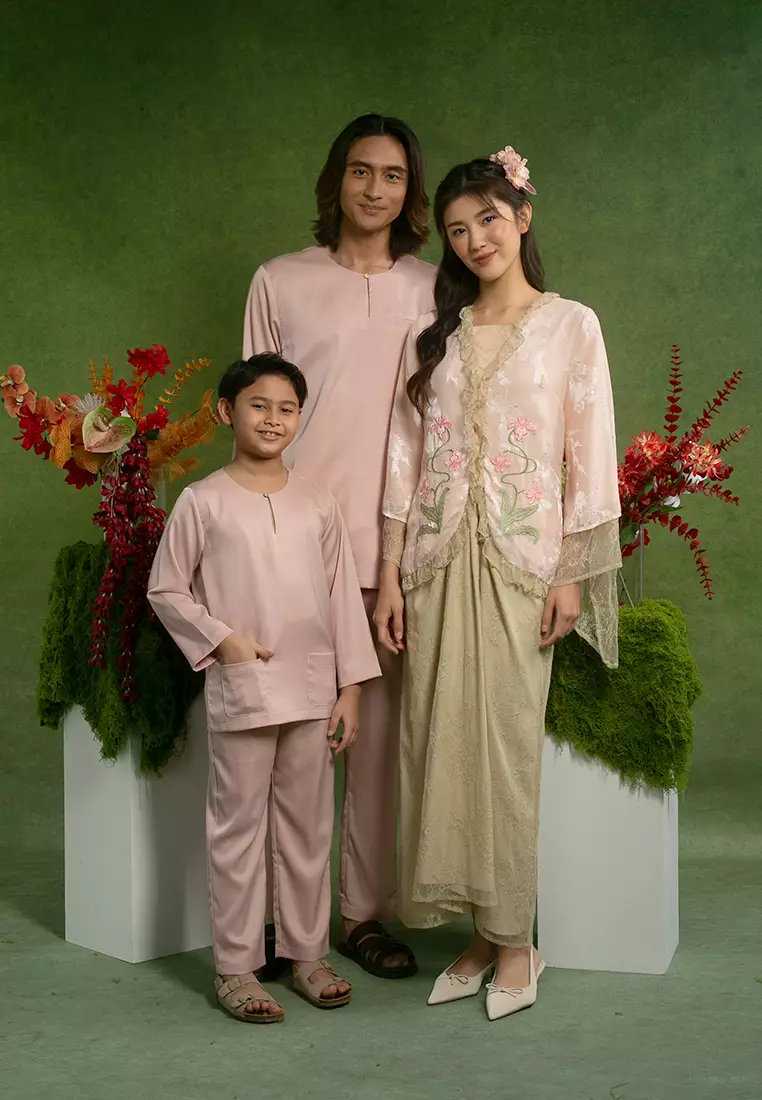 Buy Lubna Alia Lace Kebaya with Pareo Set 2026 Online | ZALORA