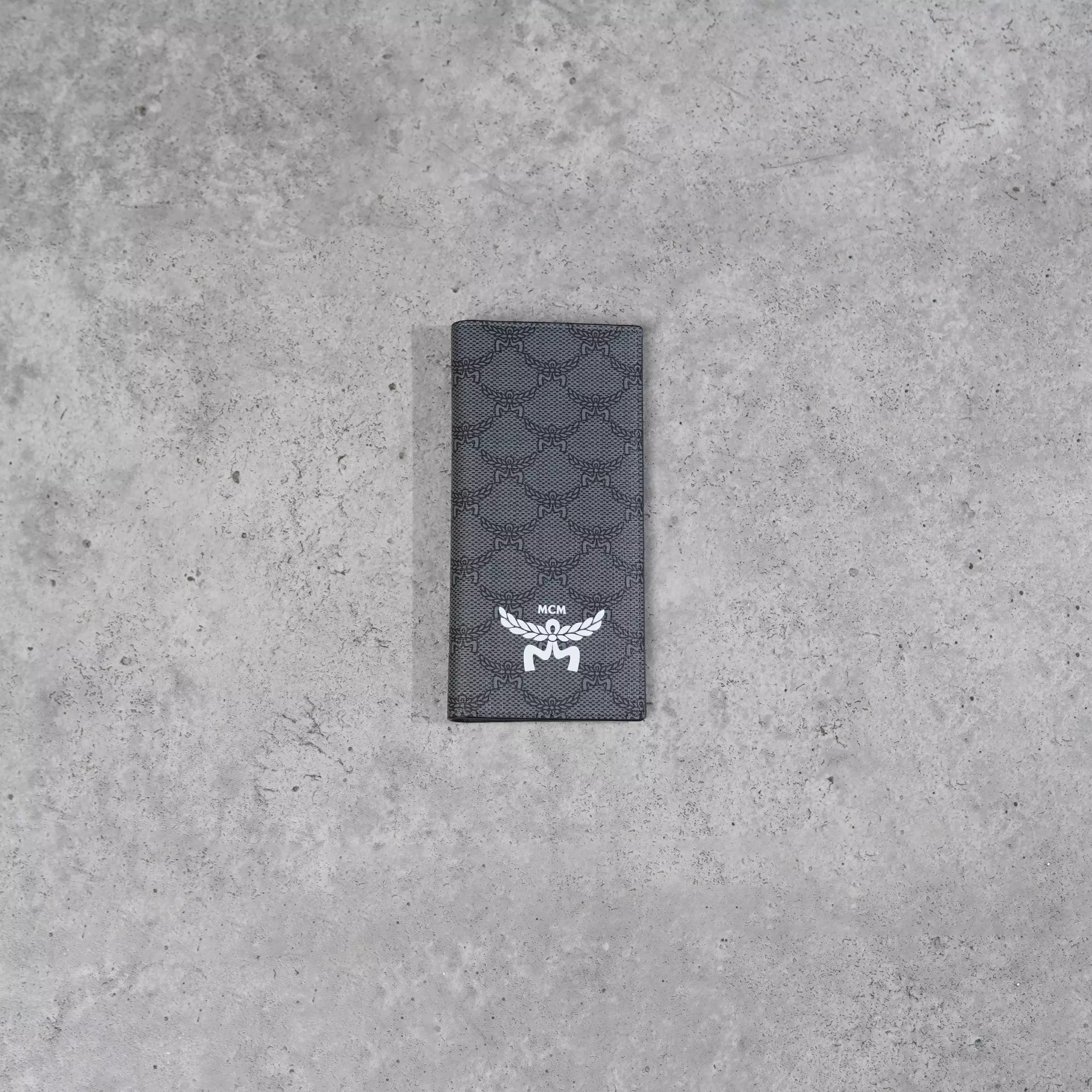 Jual MCM Dompet MCM MONOGRAM WHITE LOGO GREY BLACK LONG WALLET 100% ...