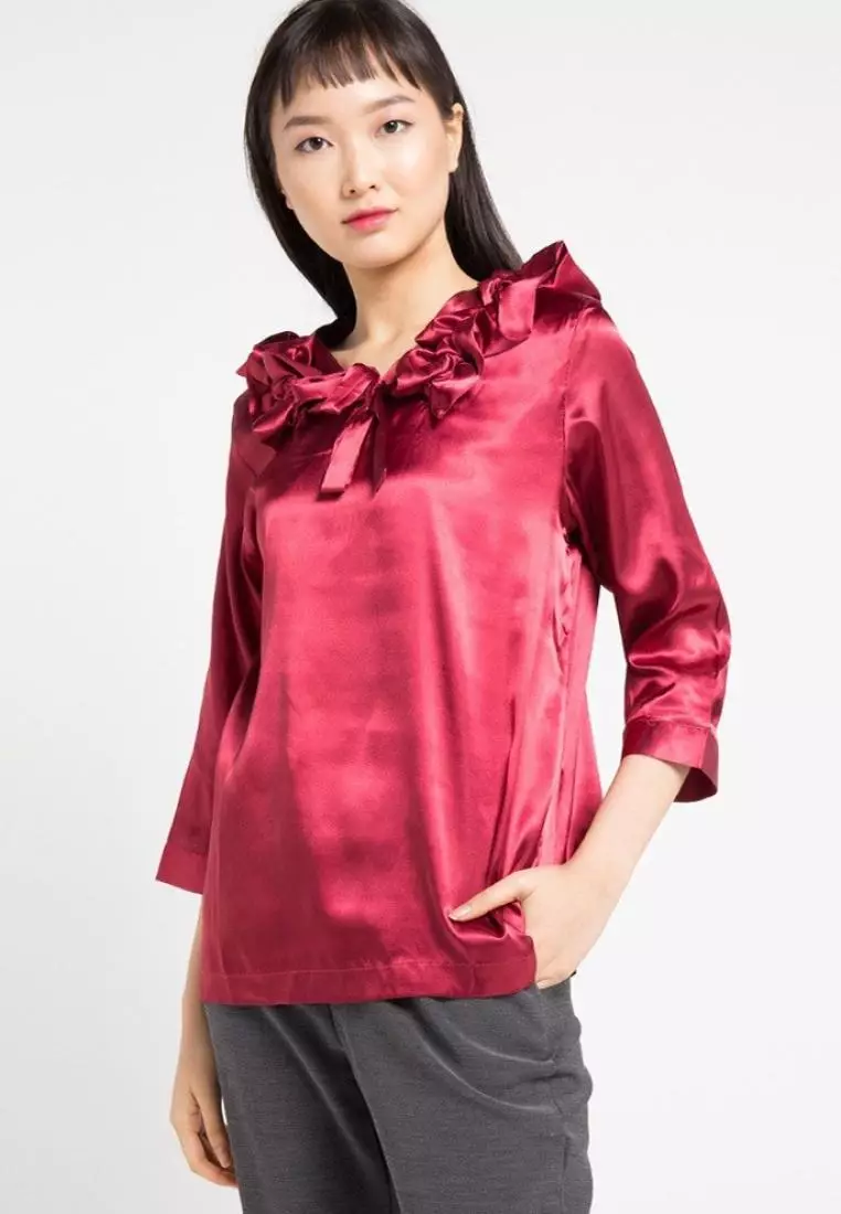 Jual Simplicity SIMPLICITY Ribbon Shoulder Satin Top Original 2024 ...