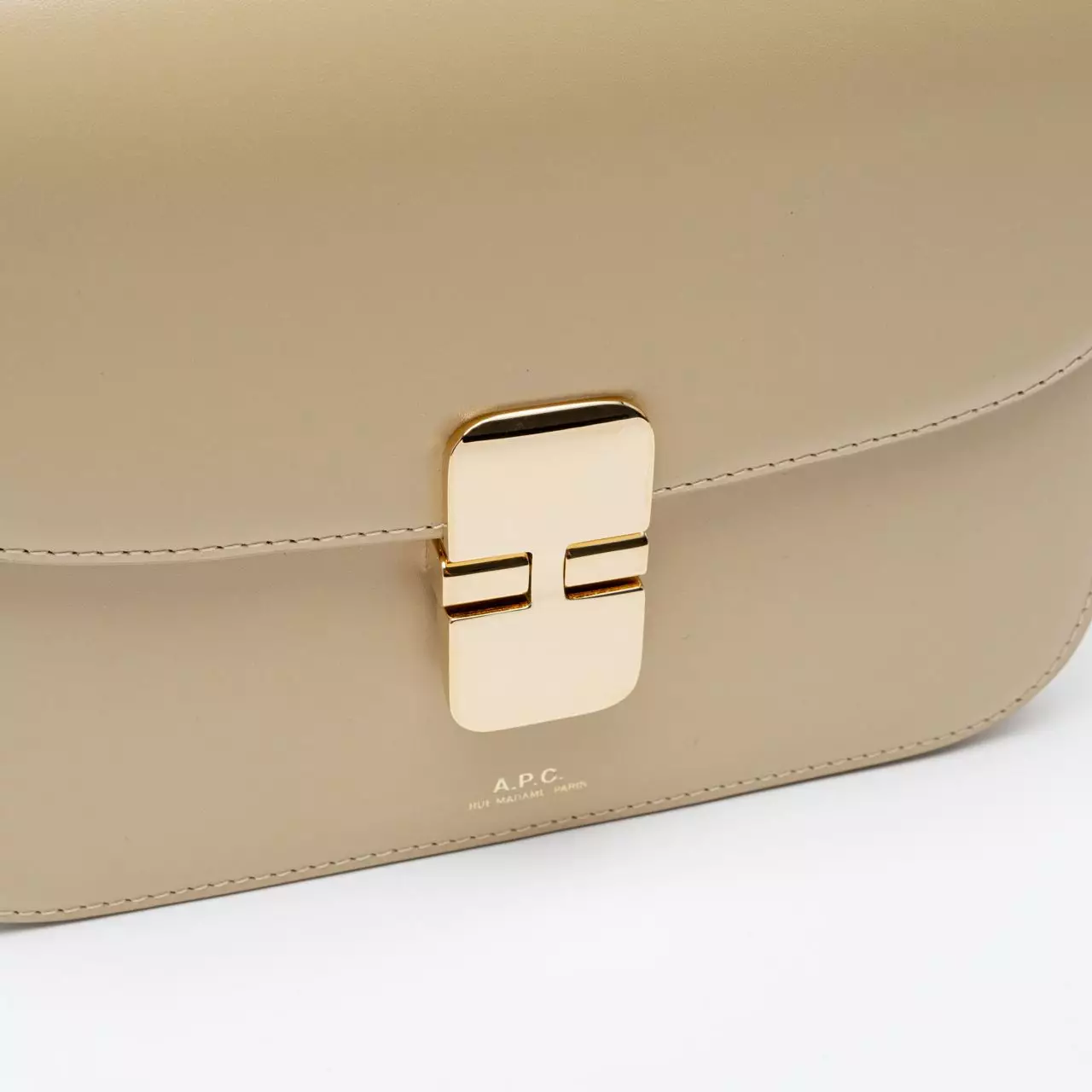 Jual A.p.c. [6.6UNCANG HARGA] Grace Small Shoulder Bag Light Beige ...