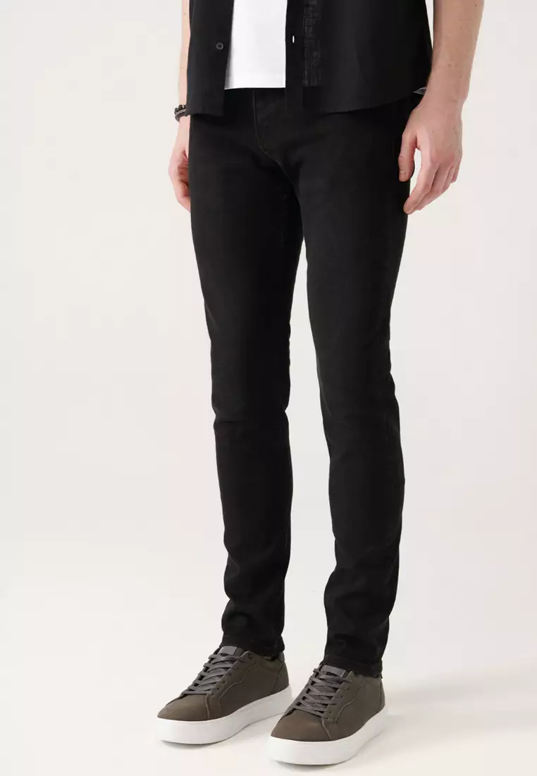 Buy Avva Men's Slim Fit Jeans 2025 Online | ZALORA
