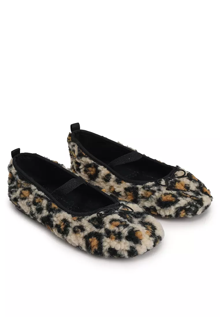 Buy ZARA Leopard Flats 2025 Online | ZALORA Philippines