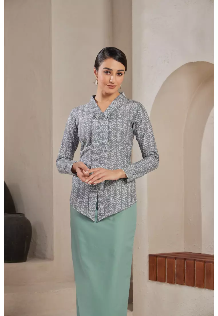 Buy Amar Amran Kebaya Midi Batik Moden Online | ZALORA Malaysia
