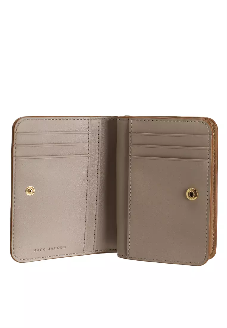 Buy Marc Jacobs The Covered J Marc Mini Compact Wallet Online | ZALORA ...