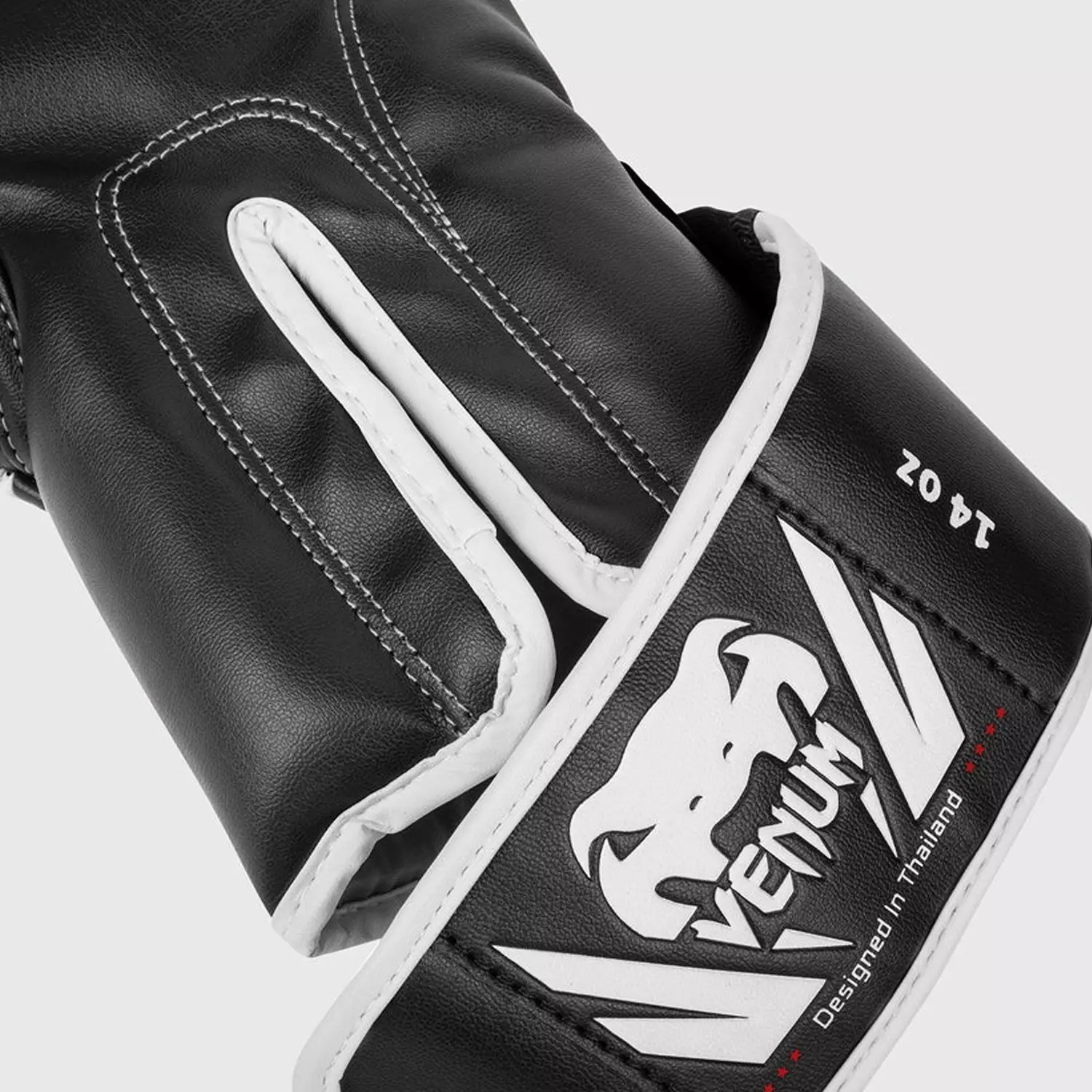 Jual VENUM Sarung tinju boxing glove Venum Challenger 2.0 Boxing Gloves ...