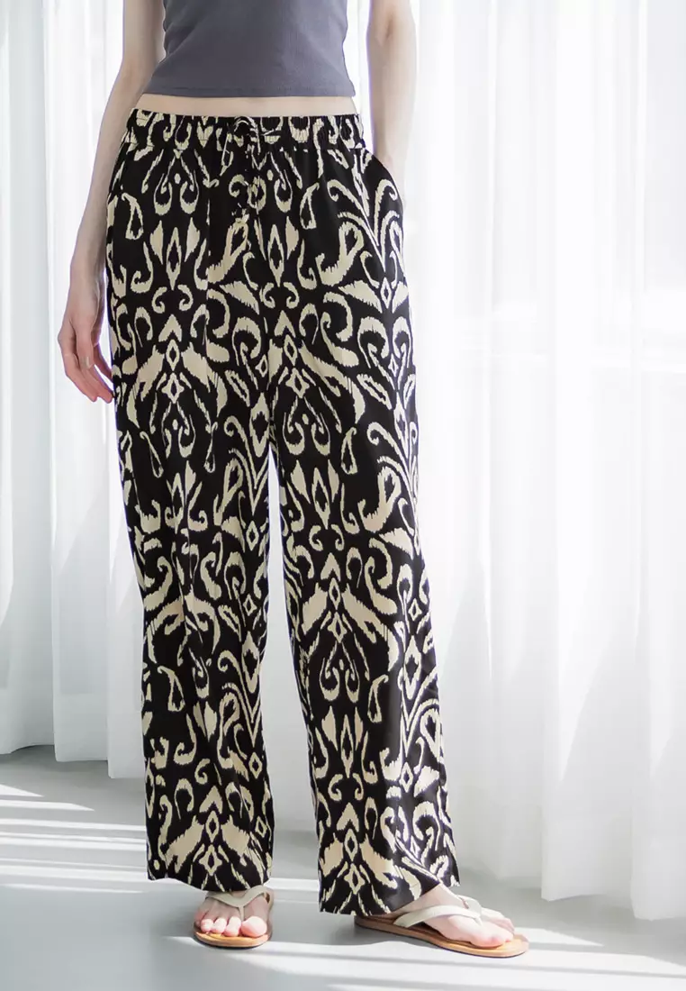 Buy comcoca Poly Monotone Oriental Long Easy Pants 2025 Online | ZALORA ...
