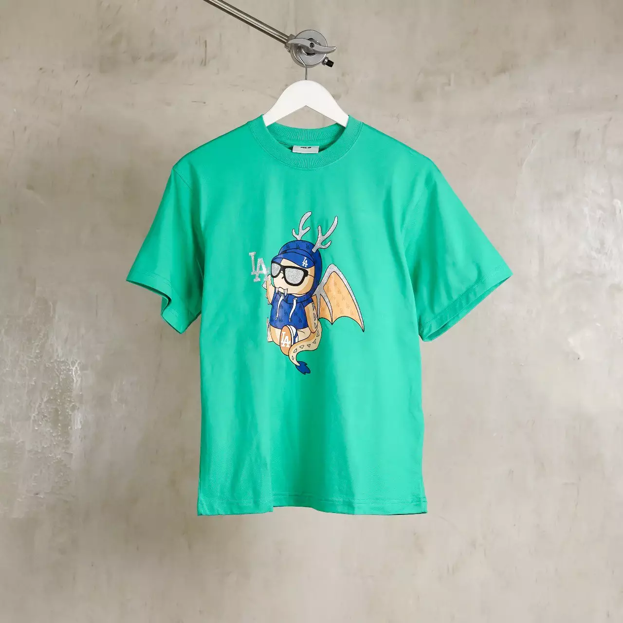 Jual MLB Kaos MLB LA BEIGE BLUE DRAGON GREEN 100% ORIGINAL Original ...