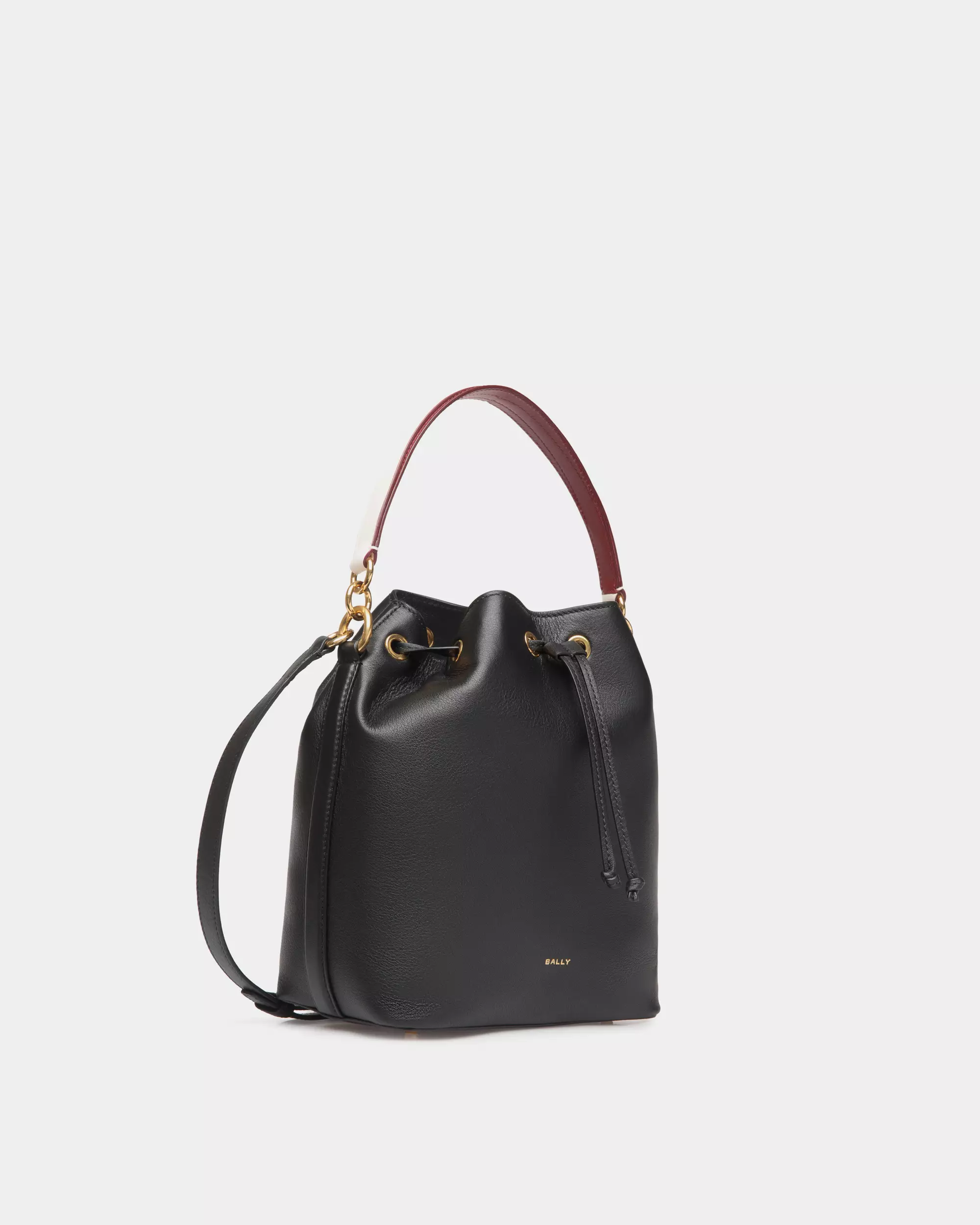 Jual BALLY Bally Code Bucket Grained Leather Bag - Black Original 2025 | ZALORA Indonesia