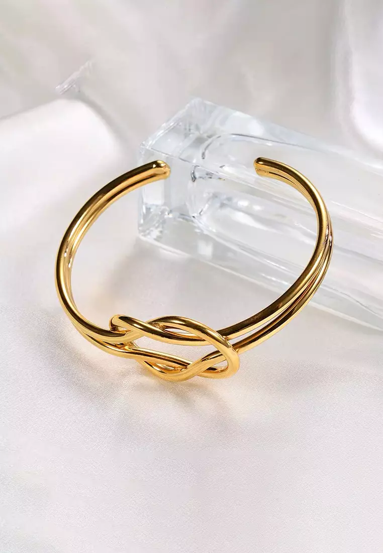 Buy CELOVIS Astelle Infinity Knot Bangle in Gold 2025 Online | ZALORA