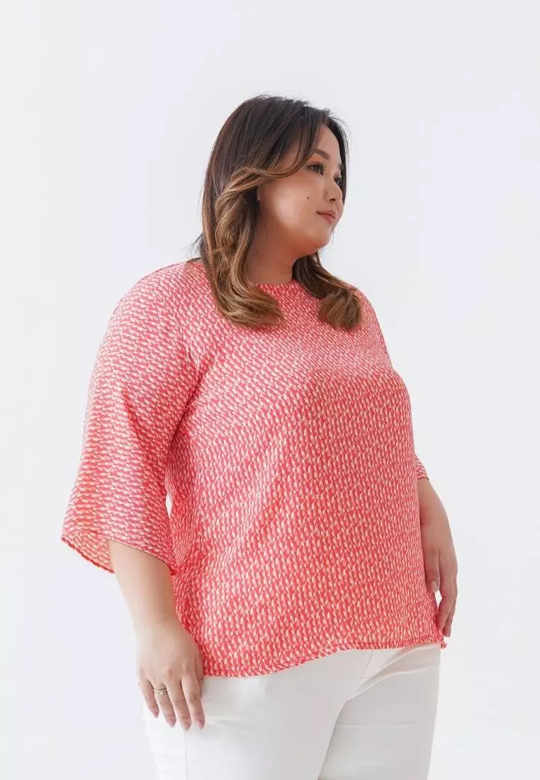 Jual Xtramiles Plus Size Blouse Hera Herringbone Peach Original 2025 | ZALORA Indonesia
