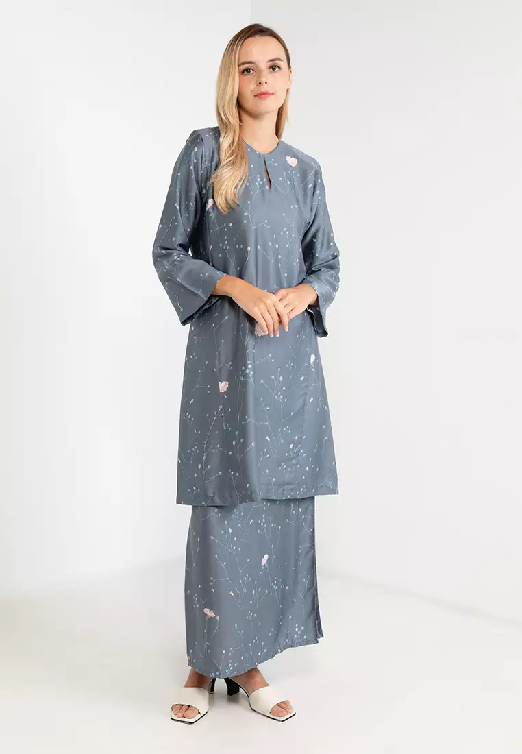Buy Butik Sireh Pinang Baju Kurung Pahang Naura Online | ZALORA Malaysia