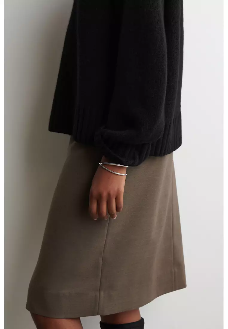 Jual COS SLIM DOUBLE-WRAP CUFF Original 2025 | ZALORA Indonesia