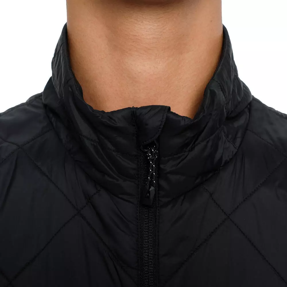 Jual Eiger Eiger Pandurata Quilted Vest Original 2026 | ZALORA Indonesia