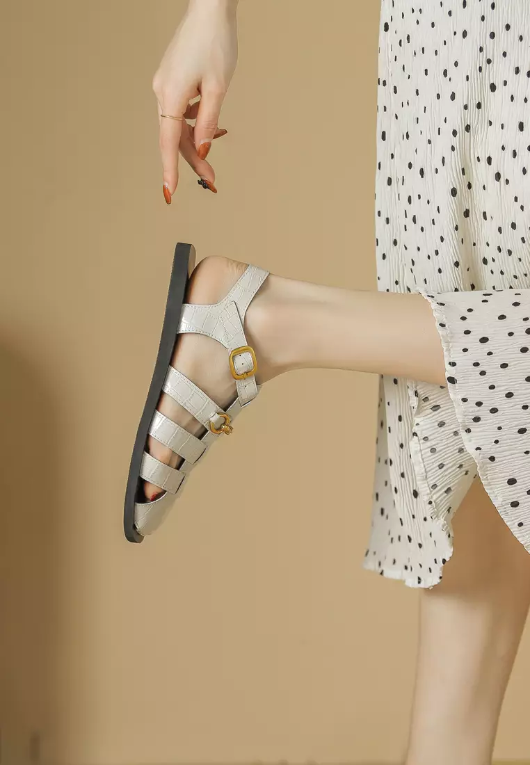 Buy Twenty Eight Shoes Horsebit Buckle Flat Sandals PS998-2 2025 Online ...