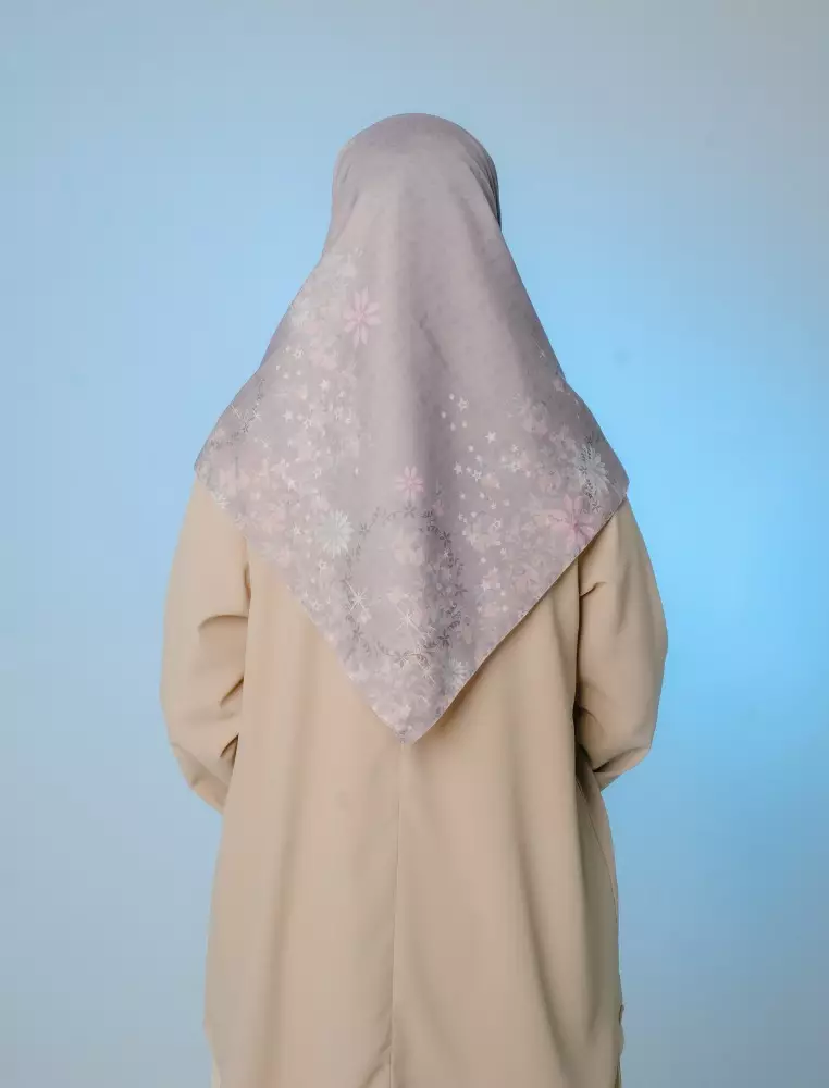 Jual ZOYA ZANIAH Scarf Oyster Grey - Kerudung Hijab Segiempat Motif With Pouch Ziplock - Bahan ...