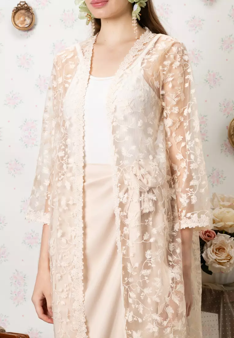 Buy Lubna ENDAH LONG LACE KEBAYA SET Online | ZALORA Malaysia