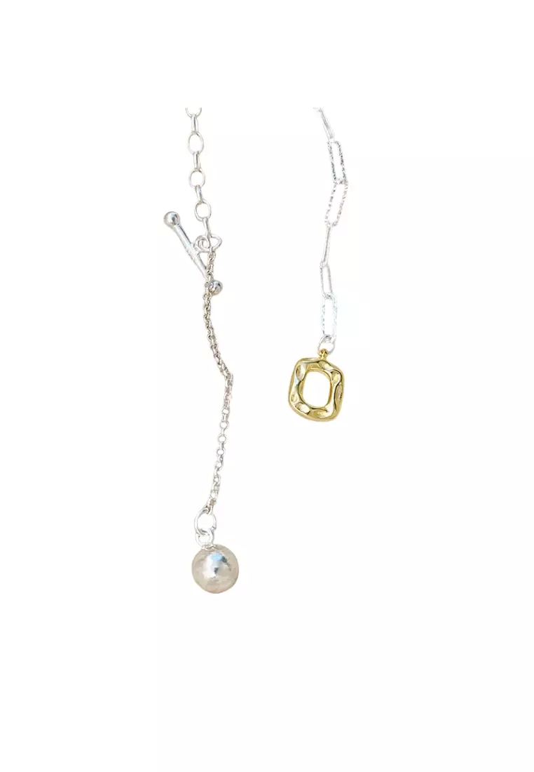 Buy Lara S925 Silver Lava Unique Lockbone Chain 2025 Online | ZALORA