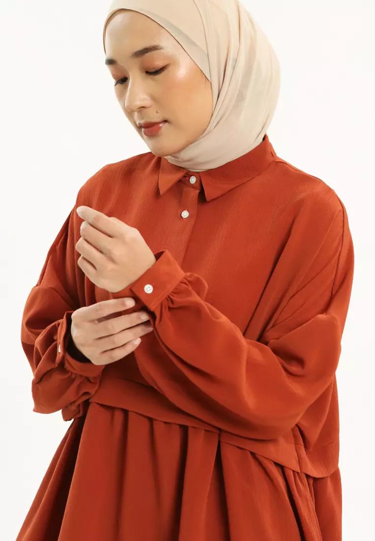 Jual Syaline Hijab Syaline Hijab Anna Shirt Maroon Original 2024 | ZALORA Indonesia