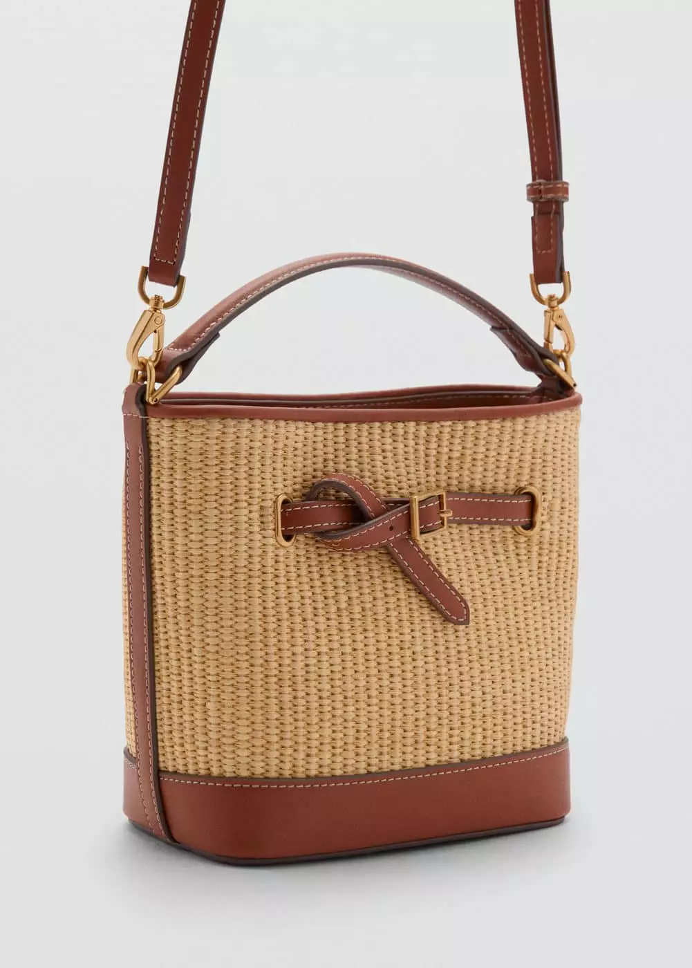 Jual Mango Tas bucket efek raffia Original 2025 | ZALORA Indonesia