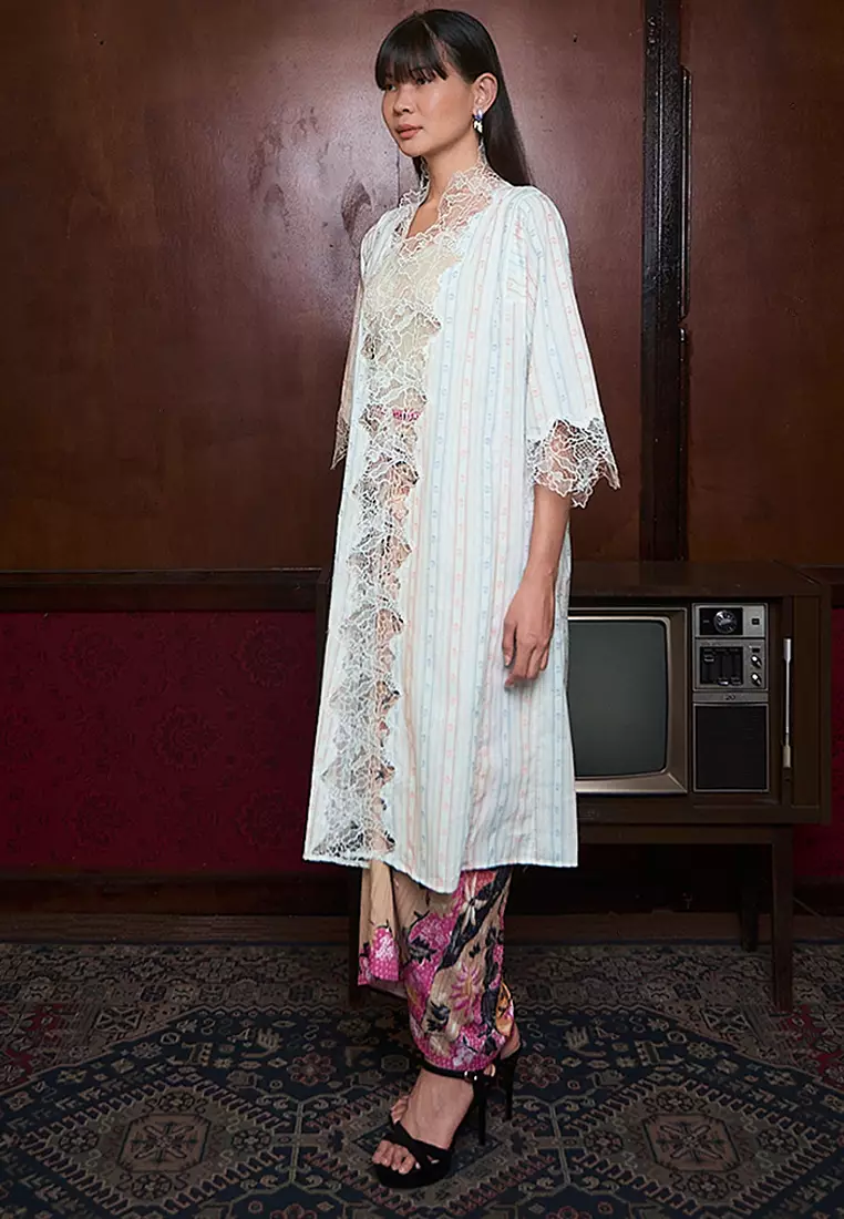 Buy MASLEA Kebaya Wan Nen Top Online | ZALORA Malaysia