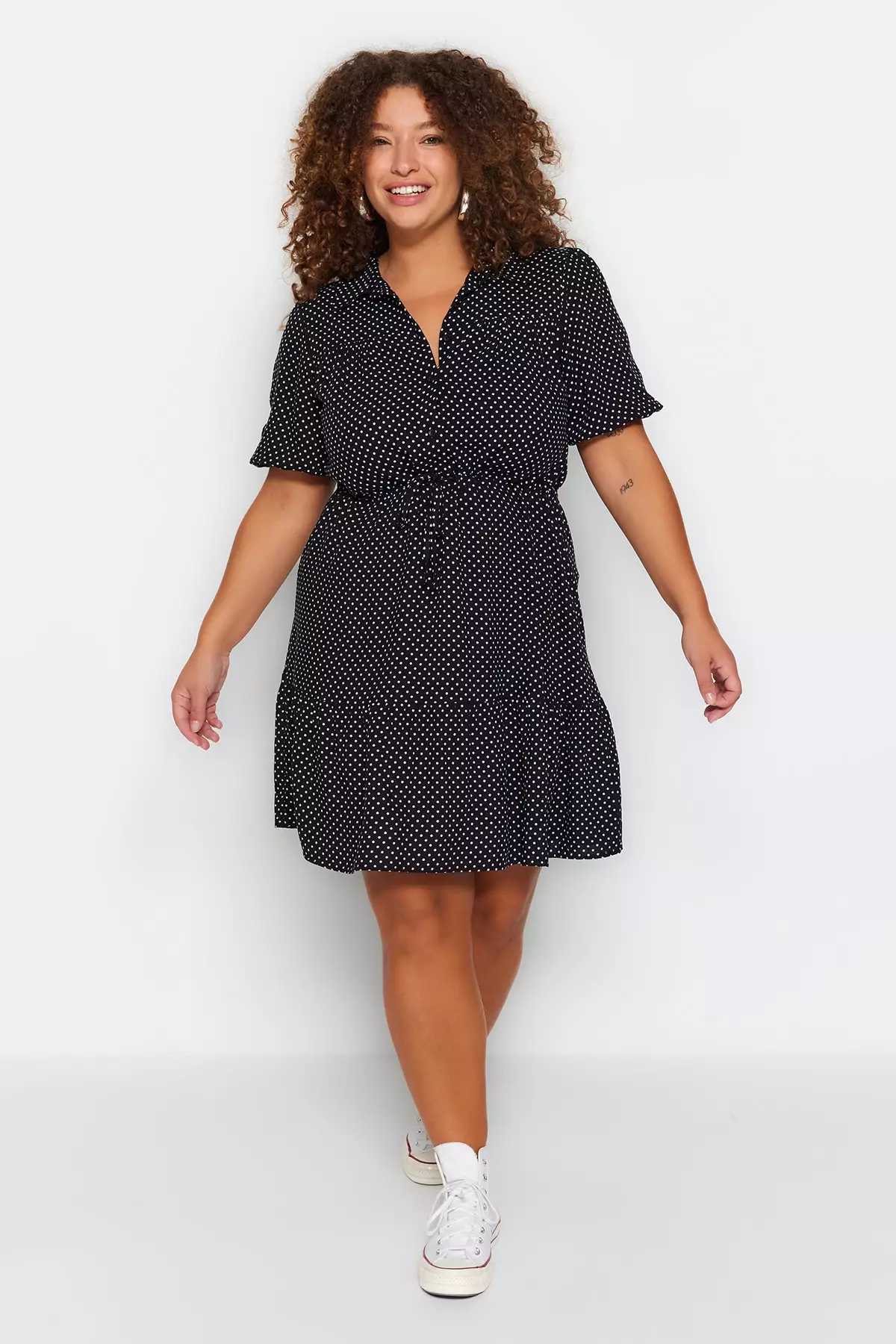 Jual Trendyol Plus Size Polka Dot Shirt Dress Original 2024 Zalora
