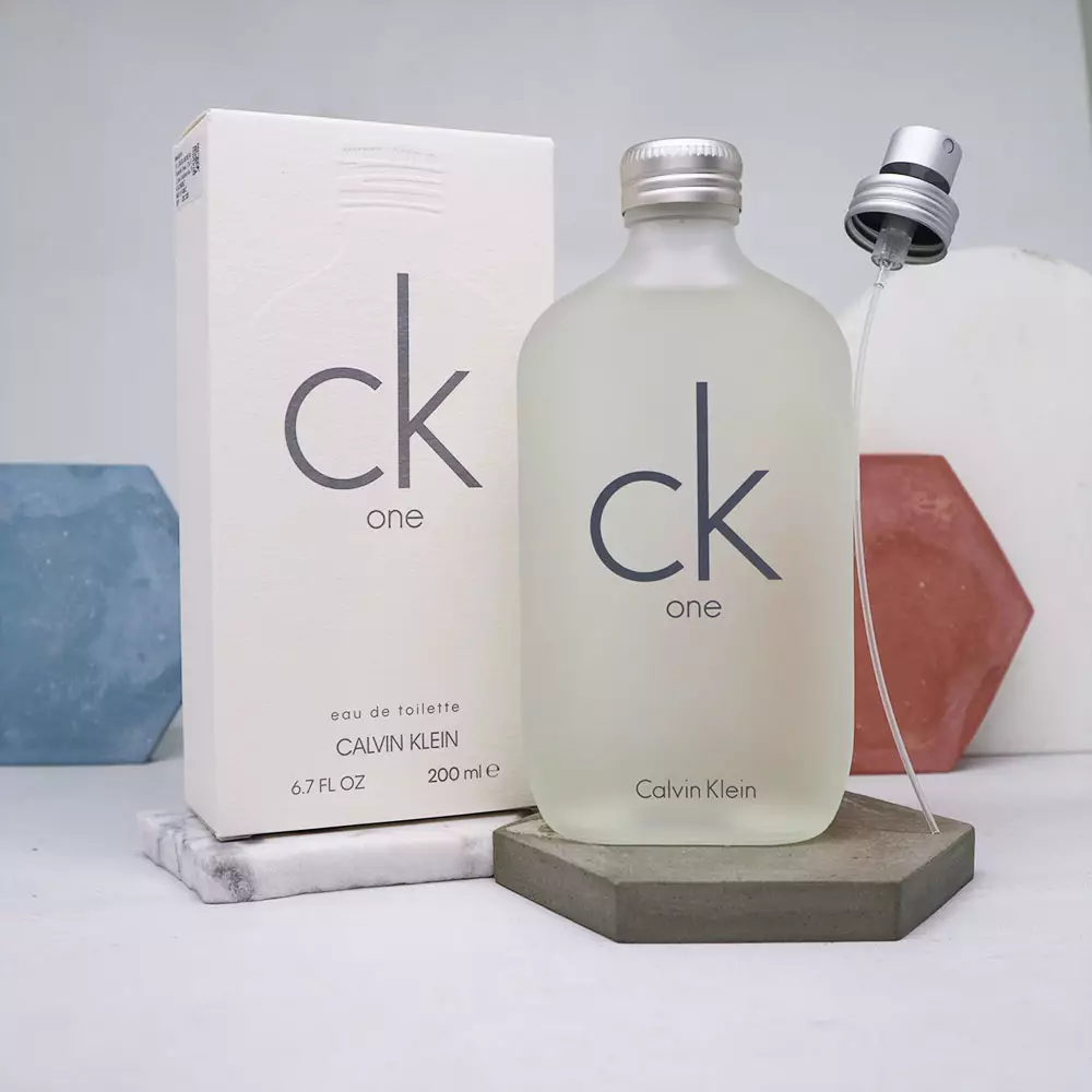 Jual Calvin Klein Calvin Klein One Unisex 200 Ml Edt Original 2024 Zalora Indonesia
