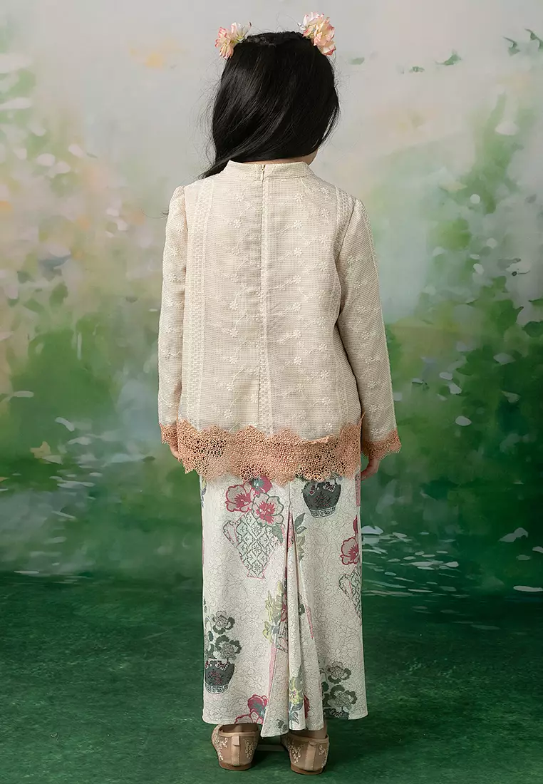 Buy Lubna Kids Blossom Kurung Kedah Set Online | ZALORA Malaysia