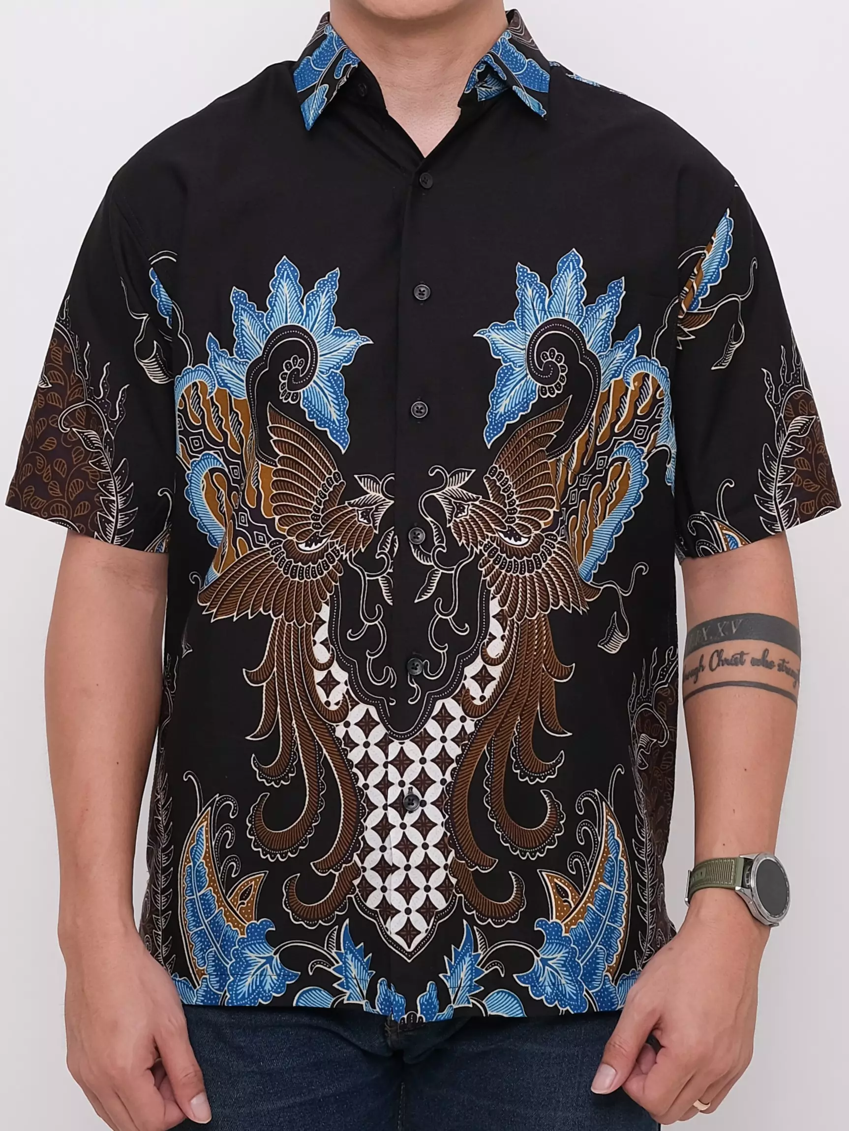 Jual Andre Michel Andre Michel Kemeja Batik Lengan Pendek Hitam Biru ...