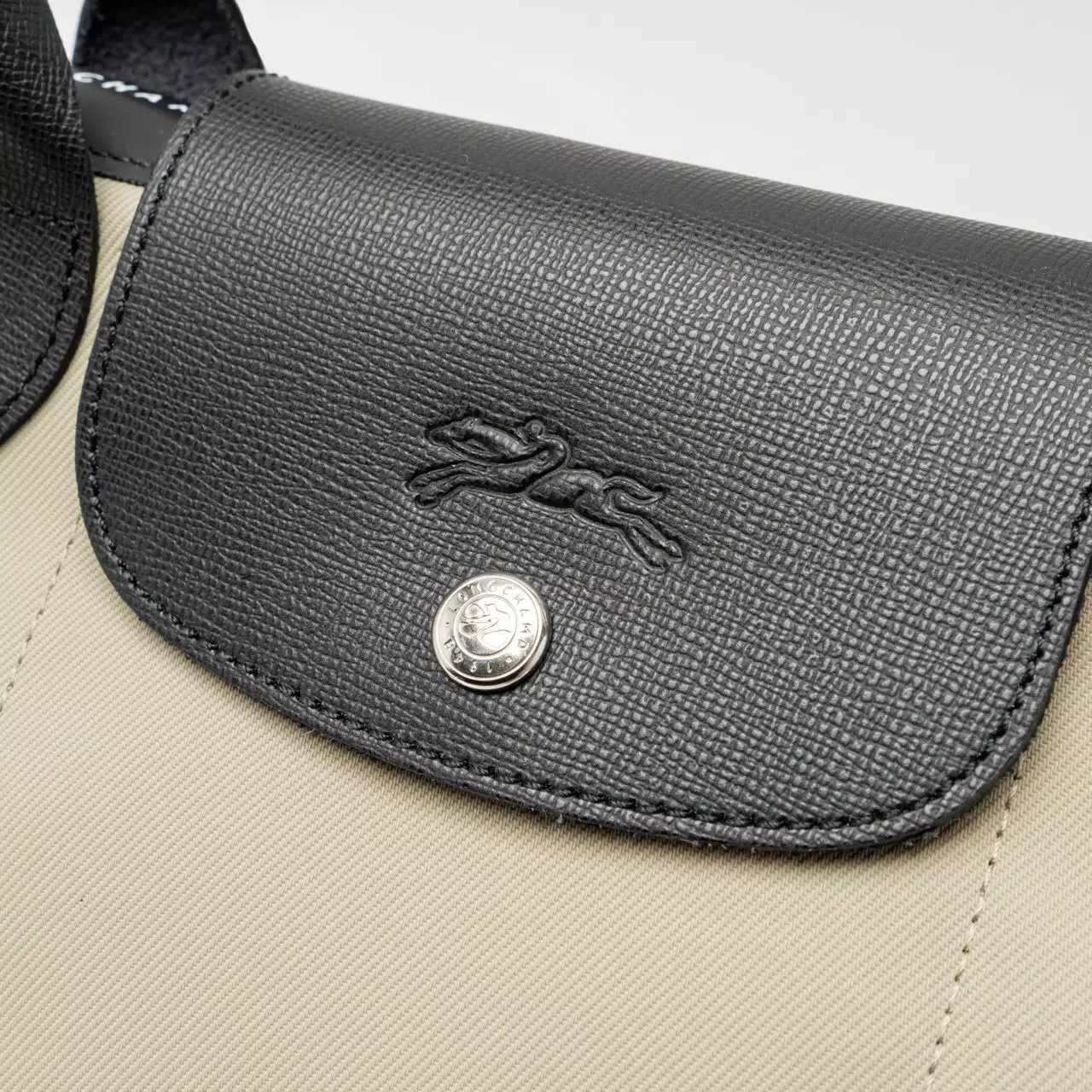 Jual Longchamp Longchamp Le Pliage Energy Top Handle Bag Large Clay ...