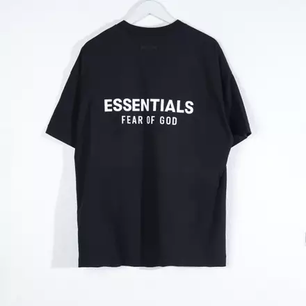 Essentials Original Official Store di ZALORA Indonesia